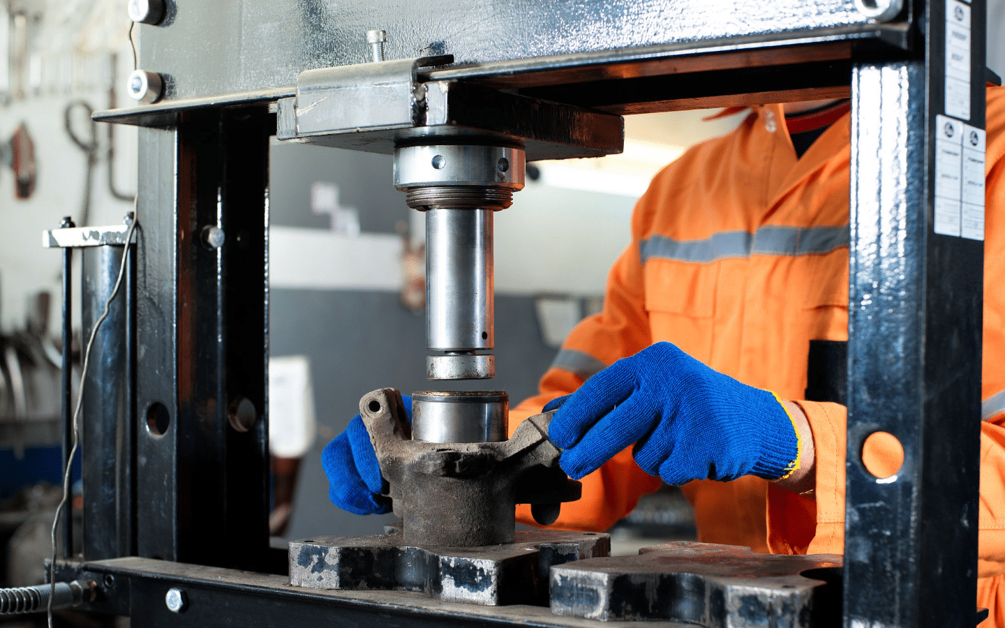 Press Fit and Slip Fit: What’s the Difference?